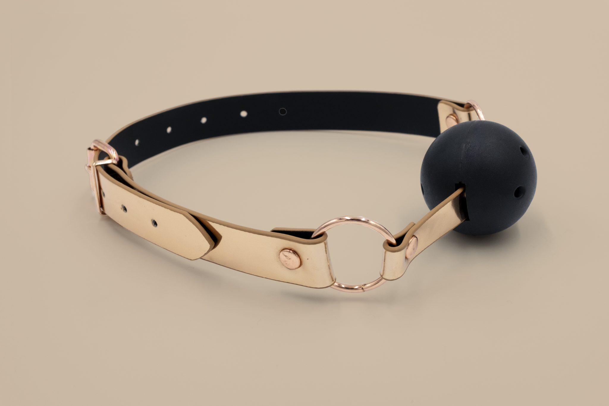 Gagball in rose gold - Sensual Minded